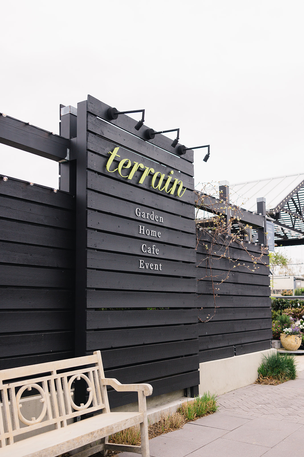 Whimsical Spring Wedding at Terrain Devon in PA ...